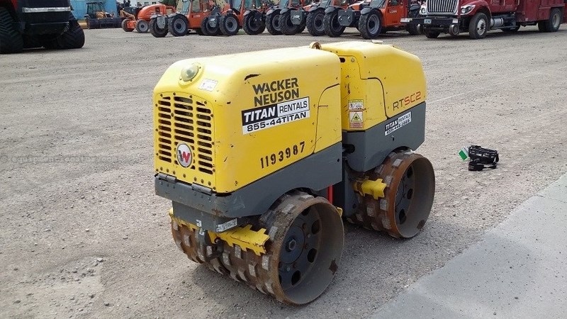 2011 Wacker RT82SC-2, 271 Hr, Remote Control, Dual Drum Compactor ...