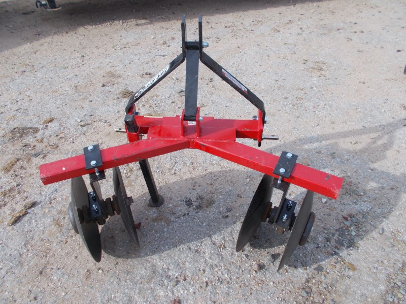 Tar River New 3pt Double disc adjustable bedder row maker hi Disk ...