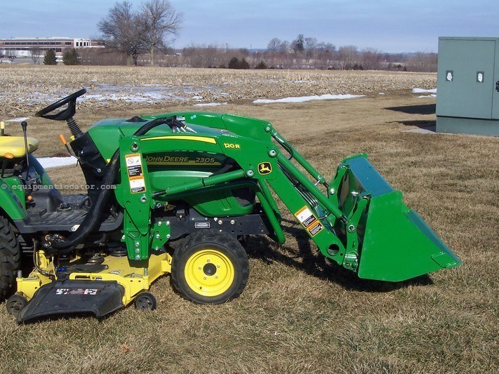 John Deere 200CX Front End Loader Attachment For Sale in North Liberty Iowa